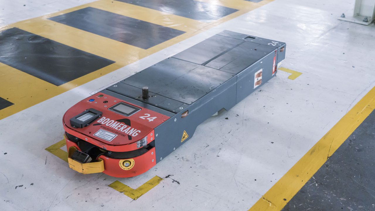 AGVs Ι Volkswagen Autoeuropa